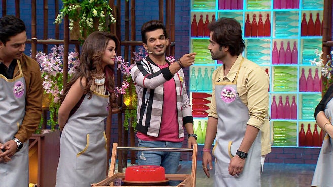 Watch Kitchen Champion 2019 Season 1 Episode 32 : Sitaara And Viraj's ...