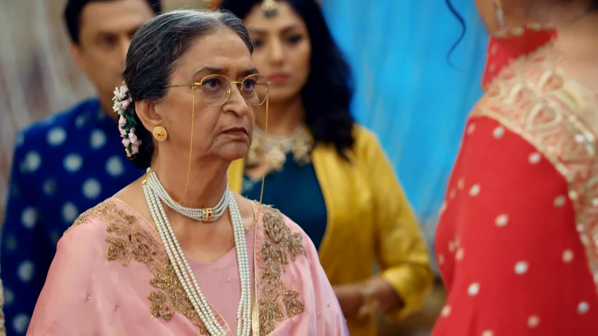 Watch Beeji Stands Up For Pratiksha! Video Online(HD) On JioCinema