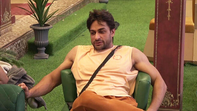 Watch Shalin Talks About His Studies Video Online(HD) On JioCinema