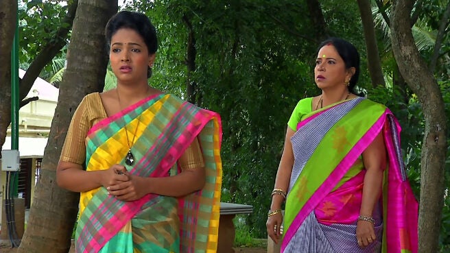 Watch Akka Season 1 Episode 541 : Taara Tries To Convince Bhumika About ...