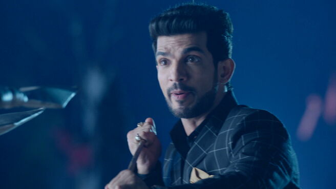 Watch Naagin Season 1 Episode 44 : Ritik The Saviour - Watch Full ...