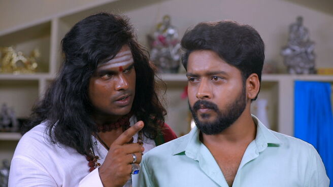 Watch Amman Season 1 Episode 121 : Eshwar Is Warned - Watch Full ...