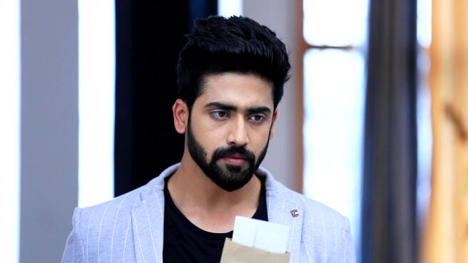 Watch Mithuna Rashi Season 1 Episode 807 : Mithun Finds The Divorce ...