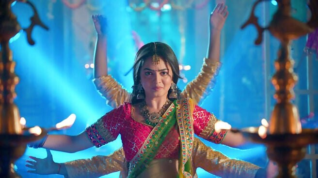 Watch Raaz Mahal Season 1 Episode 11 : Sunaina's Dance Tribute - Watch ...