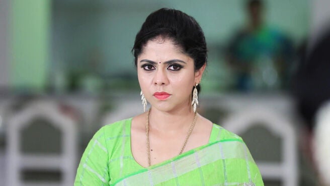 Watch Geetha Season 1 Episode 168 : Bhanumathi To Entrust Geetha ...
