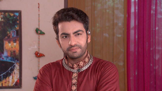 Watch Savaaj Season 1 Episode 803 : Hitesh Upset With Monghi's ...