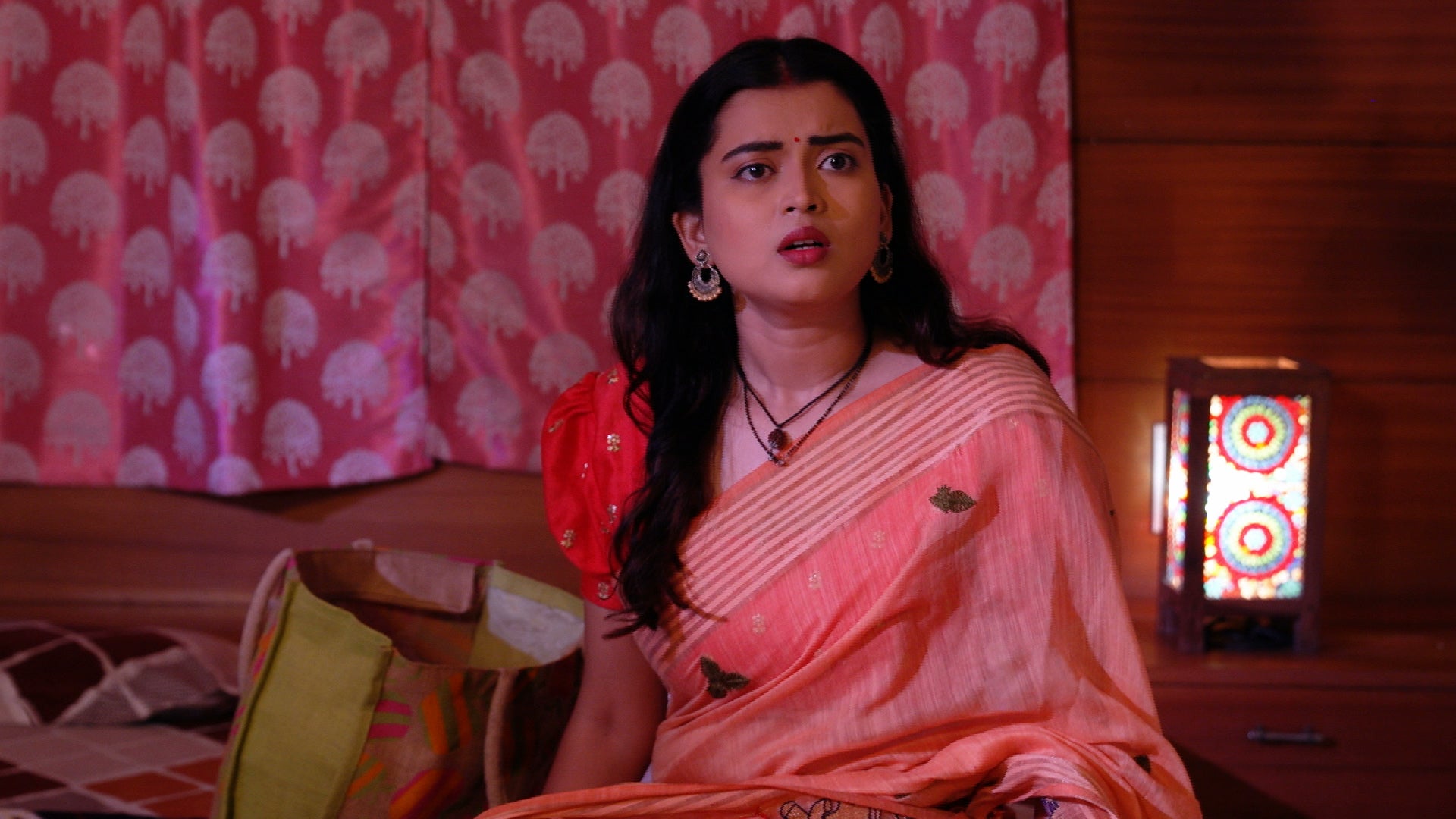 Watch Rashi Rikshawwali Season 1 Episode 807 : Is Rashi Thief? - Watch ... Watch Rashi Rikshawwali Season 1 Episode 807 : Is Rashi Thief? - Watch ...