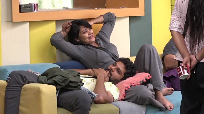 Watch Amulya Is Blown Away Video Online(HD) On JioCinema