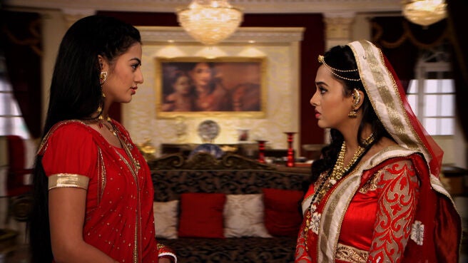 Watch Swaragini Season 1 Episode 125 : Will Ragini Expose The Truth ...