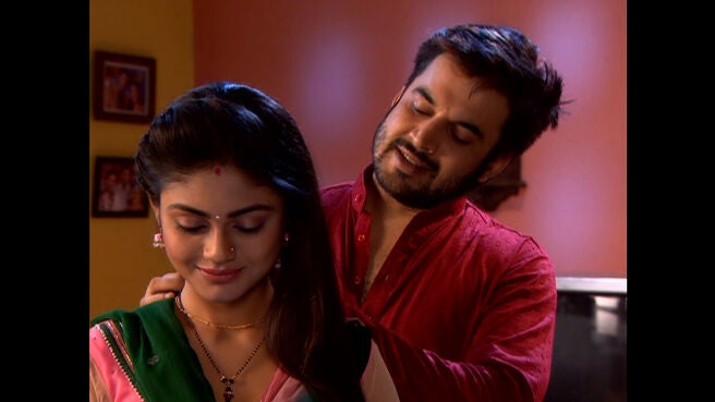 Watch Uttaran Season 1 Episode 1513 : Akash Wears The Gifted Coat ...