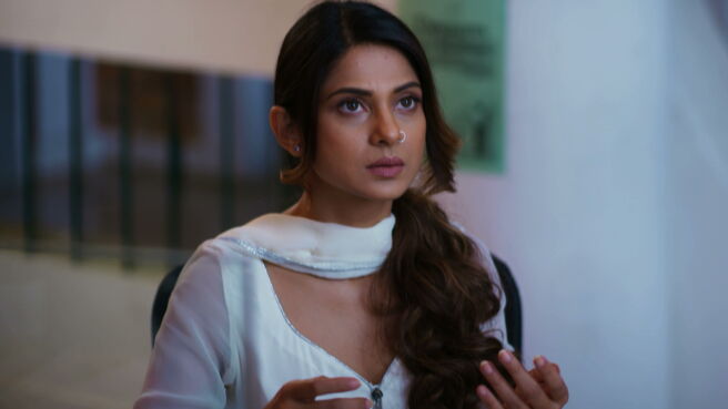 Watch Prema Baraha Season 1 Episode 24 : Roja Decides To Stay - Watch ...