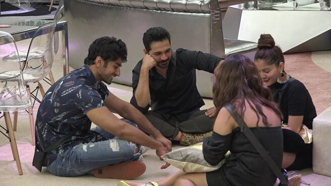 Watch Reigniting Childhood Memories! Video Online(HD) On JioCinema