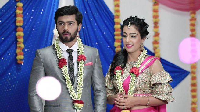 Watch Raja Rani Season 1 Episode 158 : Anish And Ishani Are Engaged ...