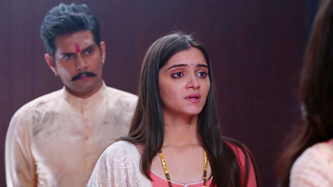 Watch Priyashi Tells The Truth Video Online(HD) On JioCinema