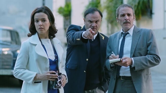 Watch El Caso Season 1 Episode 3 : The Mysterious Wooden Weapon - Watch ...