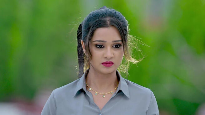 Watch Ramachari Season 1 Episode 9 : Charulatha In A Sticky Situation - Watch Full Episode ...