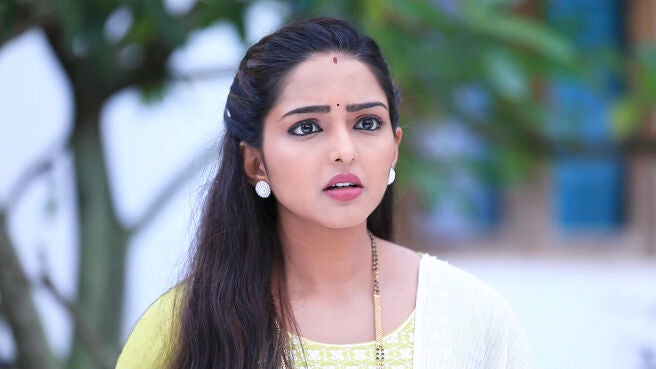 Watch Nannarasi Radhe Season 1 Episode 582 : Inchara Is Accused - Watch Full Episode Online(HD ...