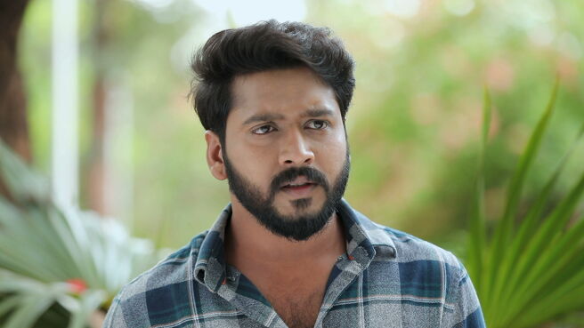 Watch Amman Season 1 Episode 574 : Eshwar Warns Sakthi - Watch Full Episode Online(HD) On JioCinema