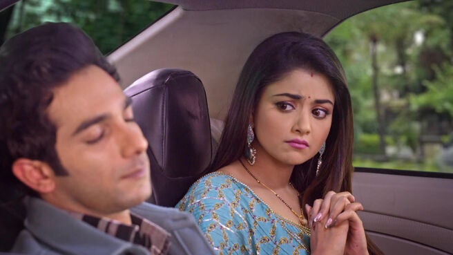 Watch Parineetii Season 1 Episode 268 Neeti Helps Vishal Watch Full Episode Online Hd On