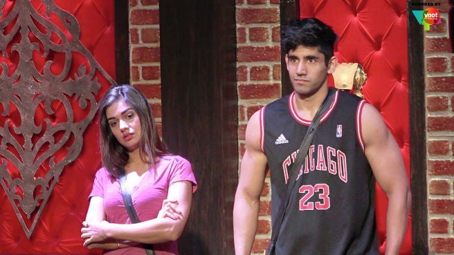 Watch Ace Of Space Season 1 Episode 123 : Bonus: Clash For Space ...