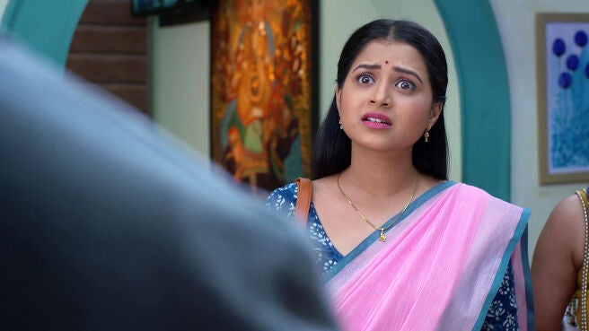 Watch Bhagya Dile Tu Mala Season 1 Episode 13 : Kaveri Confronts ...