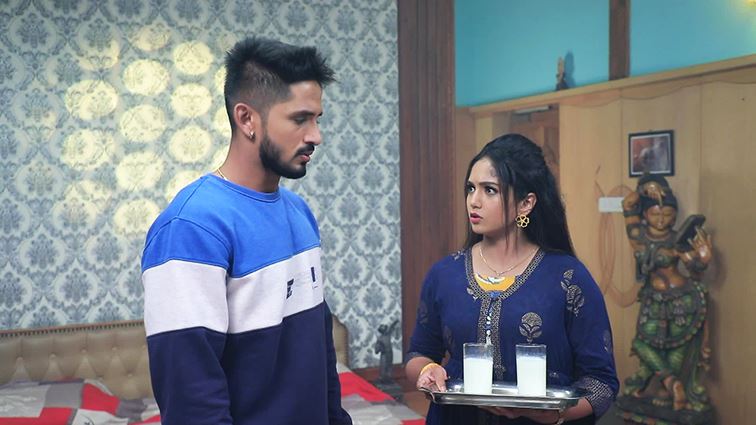 Watch Geetha Season 1 Episode 658 : New Episode: 24 Hours Before TV ...