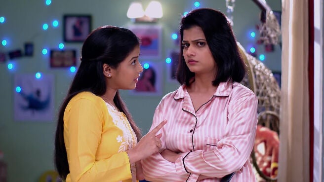 Watch Kaveri Briefs Her Plan Video Online(HD) On JioCinema