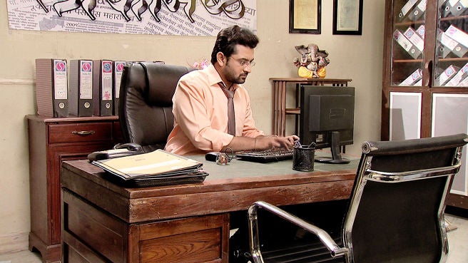 Watch Kamala Season 1 Episode 384 : Sharayu Finds A Suitor For Kamla ...