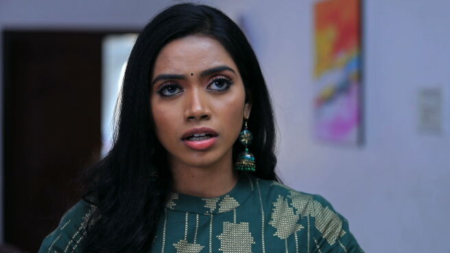 Watch Uyire Season 1 Episode 265 : Nandhini Attempts To Impress Aravind - Watch Full Episode ...