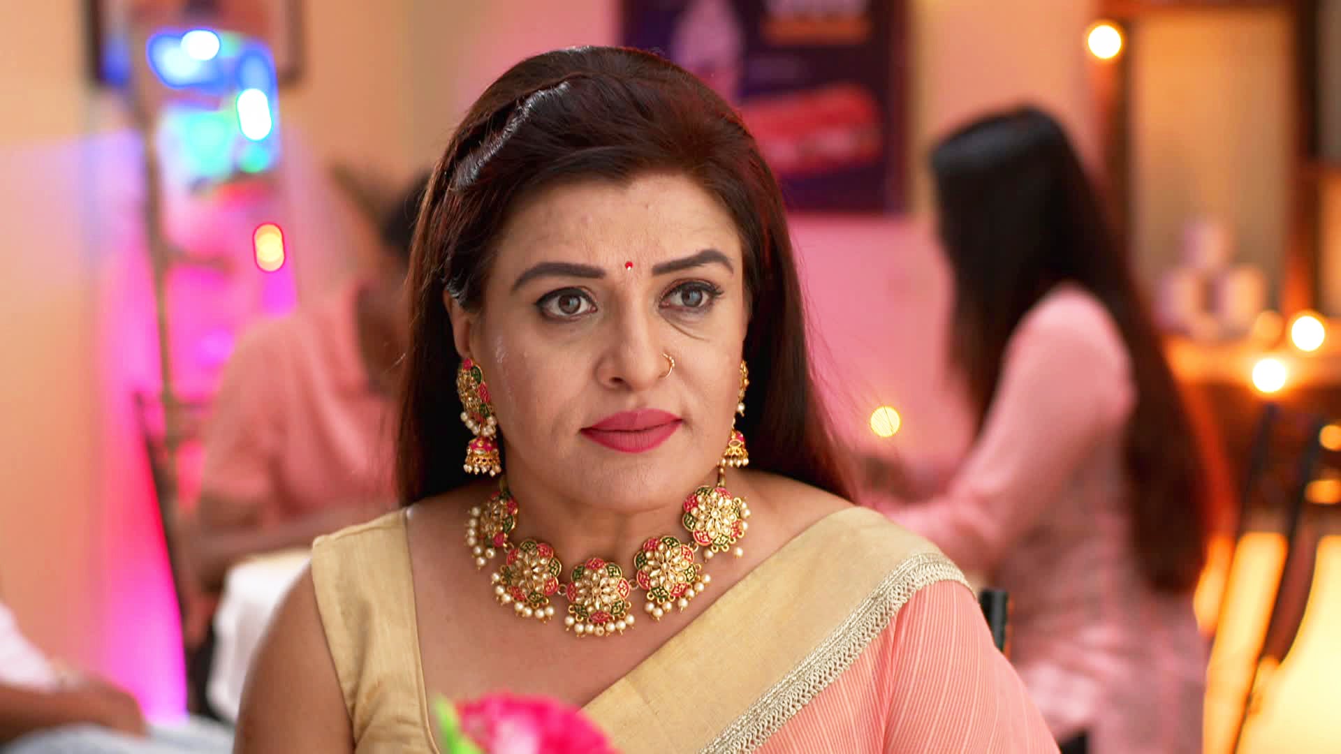 Watch Rama Raghav Season 1 Episode 126 : Rohit Joins Hands With Lavanya ...