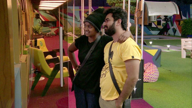 Watch Bhoomi-Shine Tease Vasuki! Video Online(HD) On JioCinema