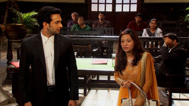 Watch Beintehaa Season 1 Episode 129 : Zubair Is Acquitted - Watch Full ...