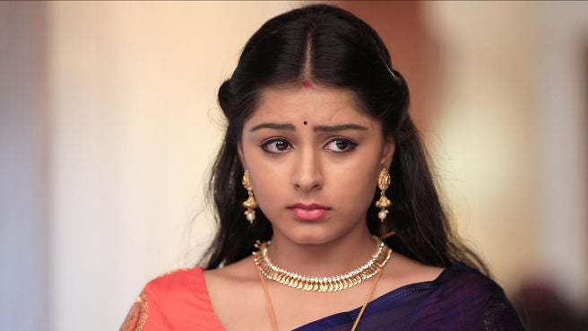 Watch Mithuna Rashi Season 1 Episode 60 : Raashi Faces Embarrassment ...