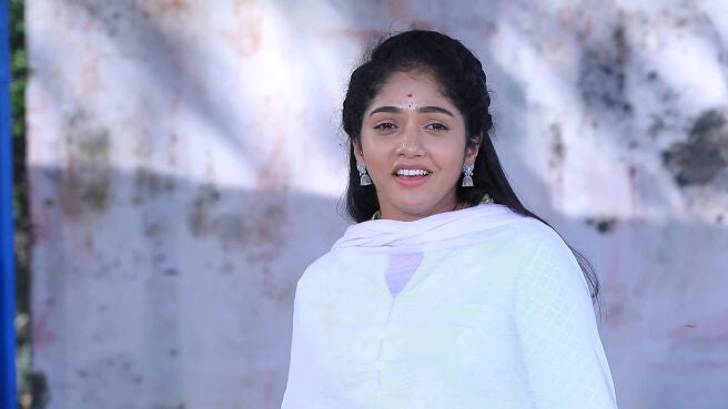 Watch Geetha Season 1 Episode 534 : Geetha Shows Signs Of Recovery ...