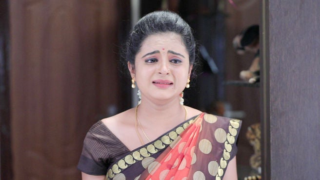 Watch Mangala Gowri Maduve Season 1 Episode 2160 : Mangala Tries To Reach Rajeev! - Watch Full ...