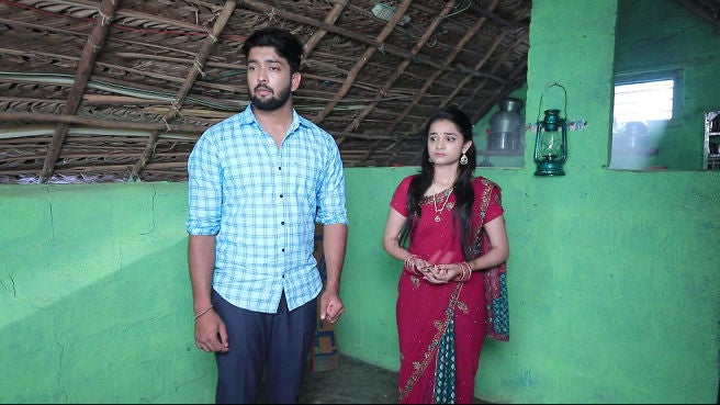 Watch Ranganayaki Season 1 Episode 253 : Chiranth-Bangari Are Stranded! - Watch Full Episode ...