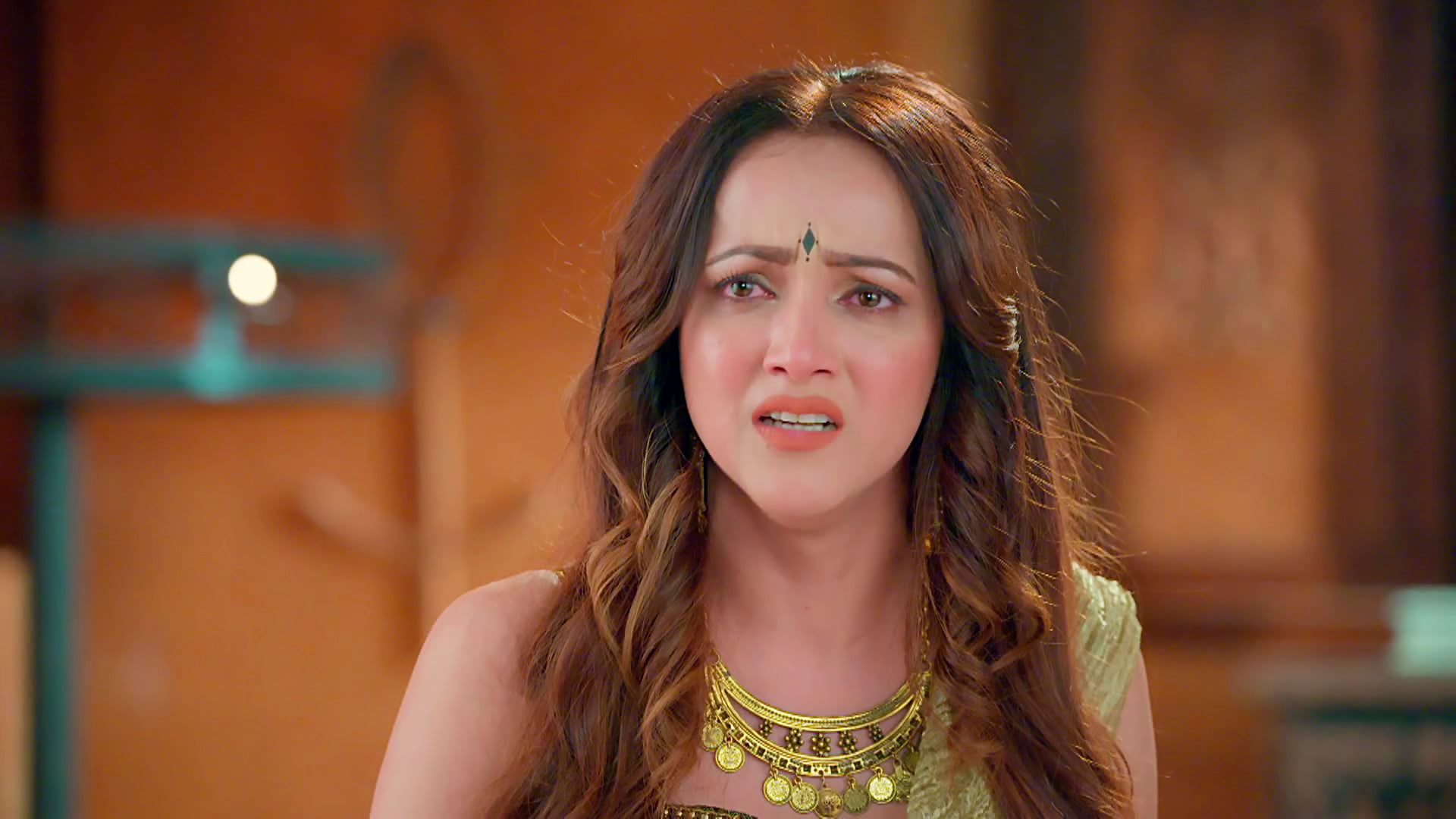 Watch Raaz Mahal Season 1 Episode 42 : Kanak's Shocking Decision ...