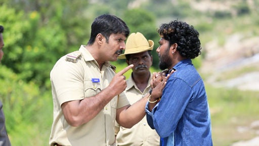 Watch Akka Season 1 Episode 1010 : Devika's Goon Is Apprehended - Watch ...