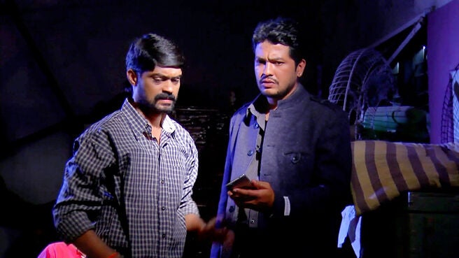 Watch Kinnari Season 1 Episode 121 : The Importance Of Madhan's Safety ...