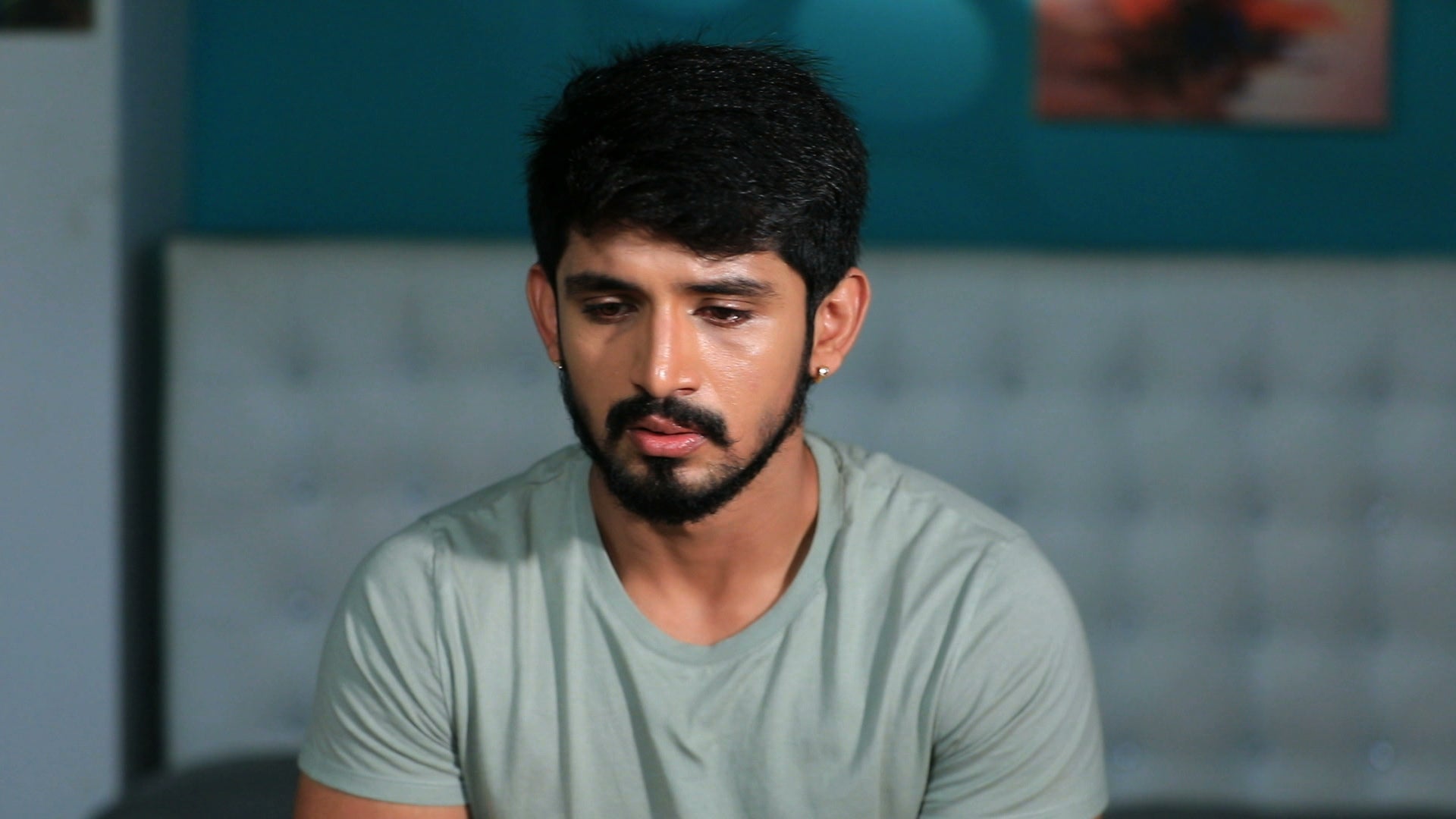 Watch Geetha Season 1 Episode 876 : Will Vijay Tell The Truth To Geetha ...