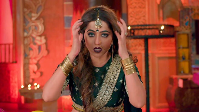 Watch Raaz Mahal Season 1 Episode 22 : Chandralekha Loses Her Power ...