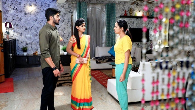 Watch Mangalyam Tantunanena Season 1 Episode 284 : Maya Confronts Tejaswi-Shravani - Watch Full ...