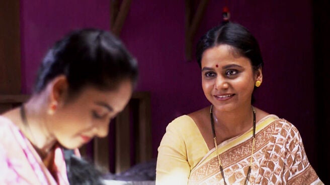 Watch Vaijayanti Reassures Durga Video Online(HD) On JioCinema