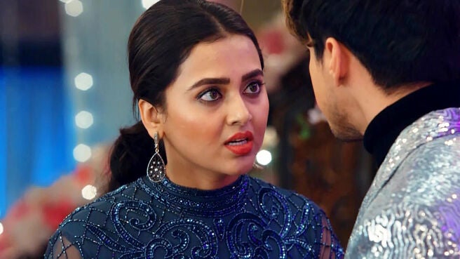 Watch Prathna Reminds Rudra Video Online(HD) On JioCinema