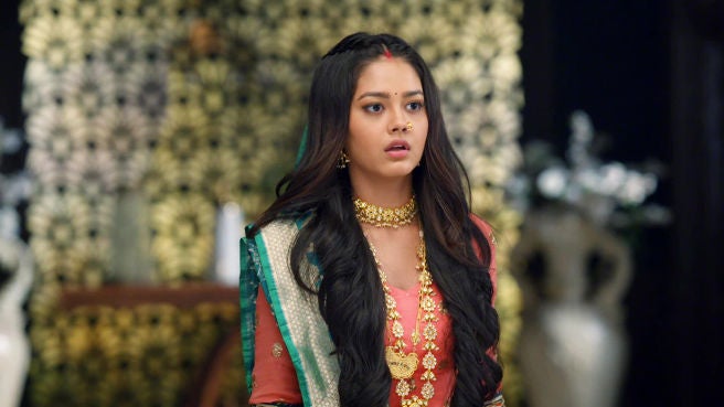 Watch Molkki Season 1 Episode 20 : Purvi's Life In Danger! - Watch Full ...
