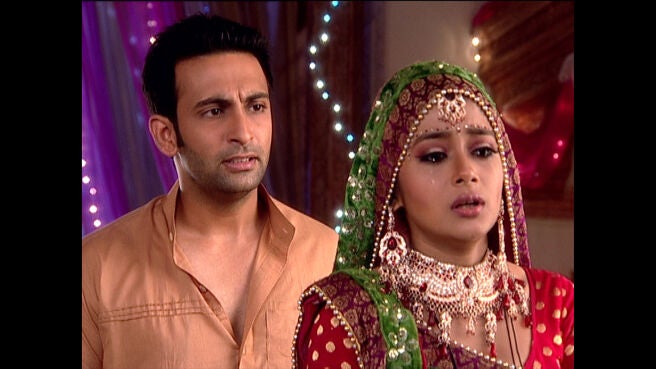Watch Uttaran Season 1 Episode 317 : Tapasya Consoles Ichha - Watch ...