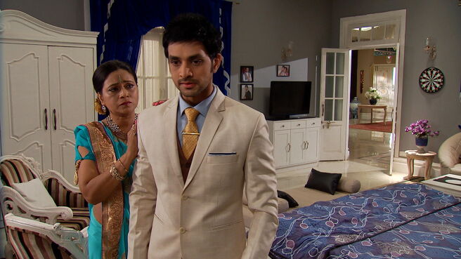 Watch Meri Aashiqui Tum Se Hi Season 1 Episode 80 : Ranveer Blames ...