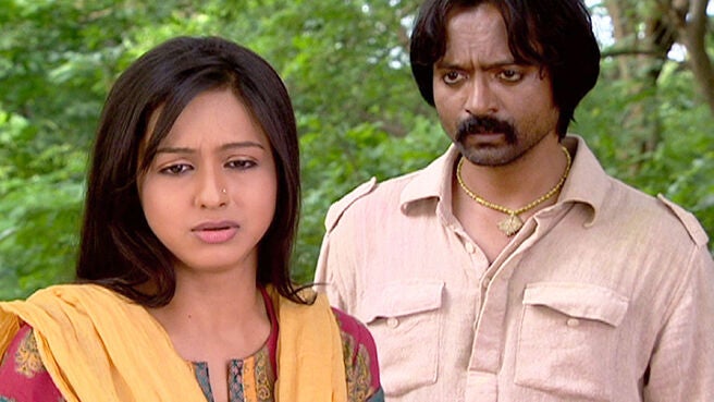 Watch Phulwa Season 1 Episode 107 : Bhavani Tells Mahua The Truth ...