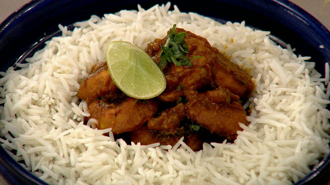 Watch Rannaghorer Goppo Season 1 Episode 70 : Shyaka Borar Tok Misti ...