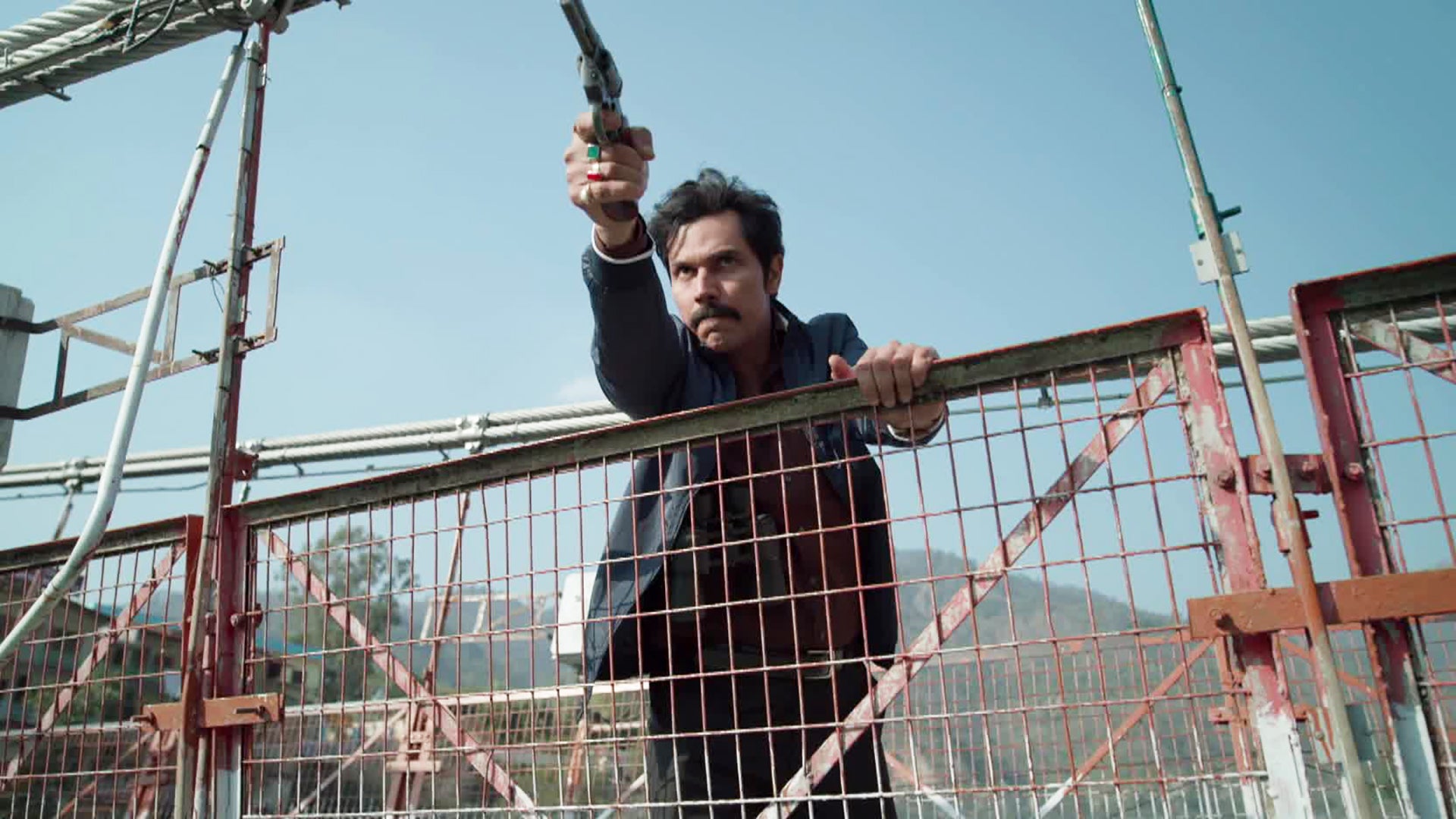 Watch Inspector Avinash Season 1 Episode 2 : Avinash's Inspiring Quest ...